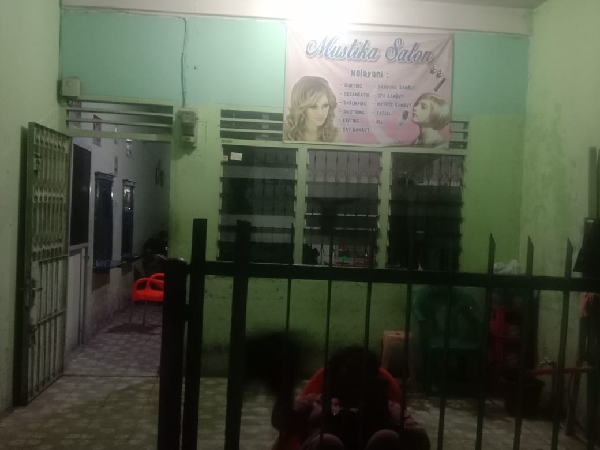 Mengaku Sebagai Oknum DHN KPK PEPANRI, Diduga Membacking Pengusaha Esek-Esek Berkedok Salon ...