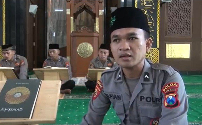 Bripda Alfian, Polisi Penghafal 30 Juz Al Qur’an - JURNALPOLISI.ID