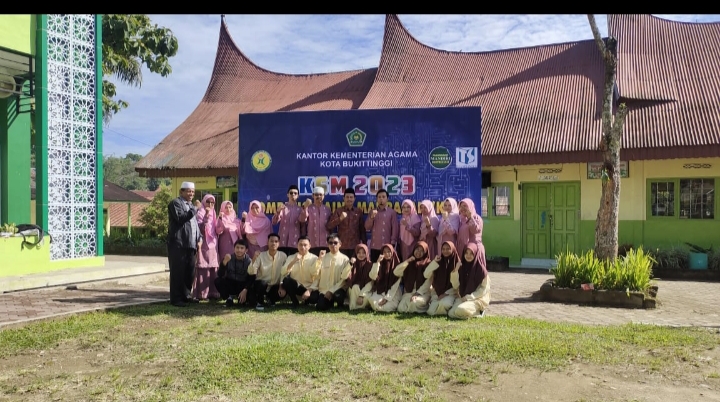 Kampus MAN 2 Bukittinggi Ditunjuk Menjadi Titik Lokasi kegiatan Rutin Tahunan Kompetisi Sains ...