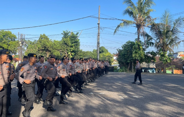 Siap Pemilu 2024 Dalmas Polres Tabanan Latihan Fisik Dan Ketangkasan - JURNALPOLISI.ID