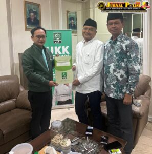 Resmi Kantongi Rekom DPP PKB, Gus Makki–Ali Ruchi Siap Bertarung di Pilkada Banyuwangi ...