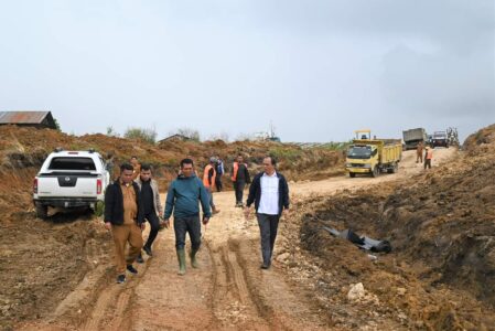 Bupati Humbahas Tinjau Progres Pembangunan Jalan Pengembangan Food ...